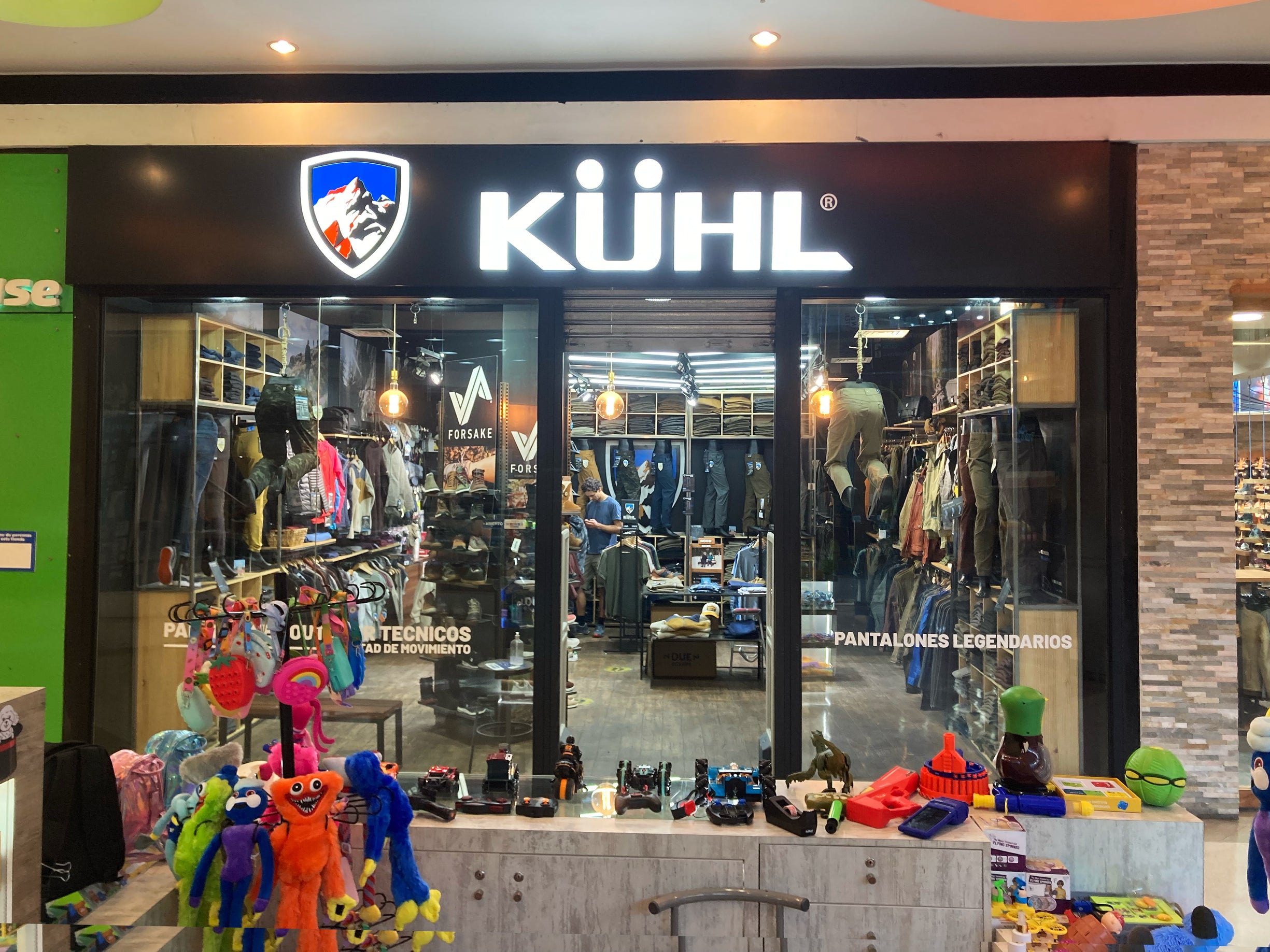 Tiendas – Kuhl